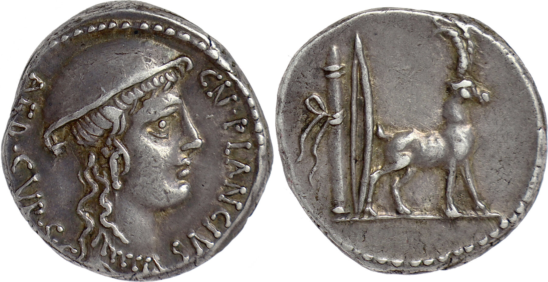 Roman Republic (Imperatorial) AR Denarius 55 BC Cn. Plancius Choix SUP ...